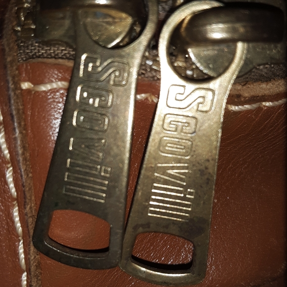 Scovill | Bags | Vintage Scovill Double Zipperhandle Messenger Bag ...